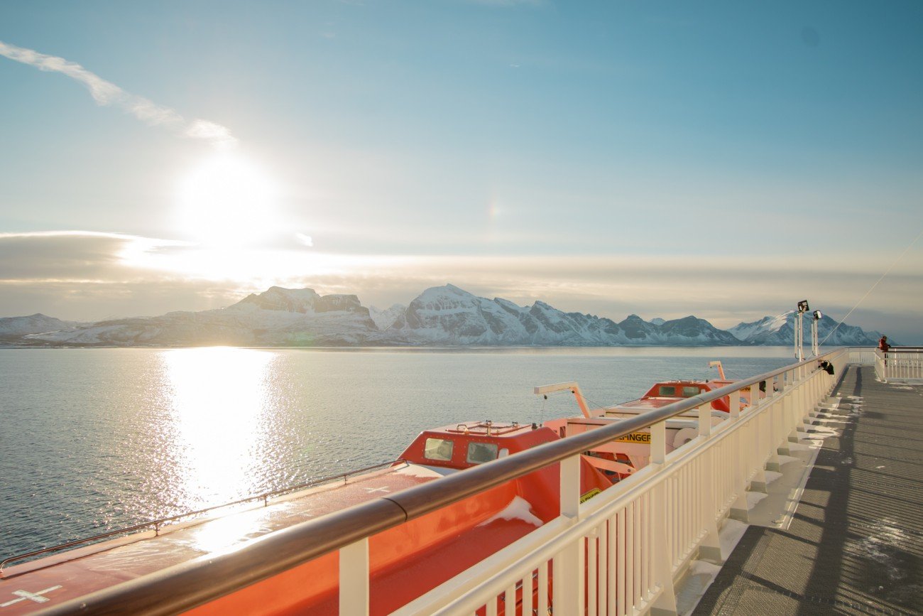 Norjan vuonoristeily talvella - Hurtigruten reitti Havilalla - Vaihda ...